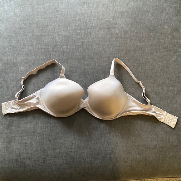 Maidenform | Intimates & Sleepwear | Nude Maidenform Bra | Poshmark